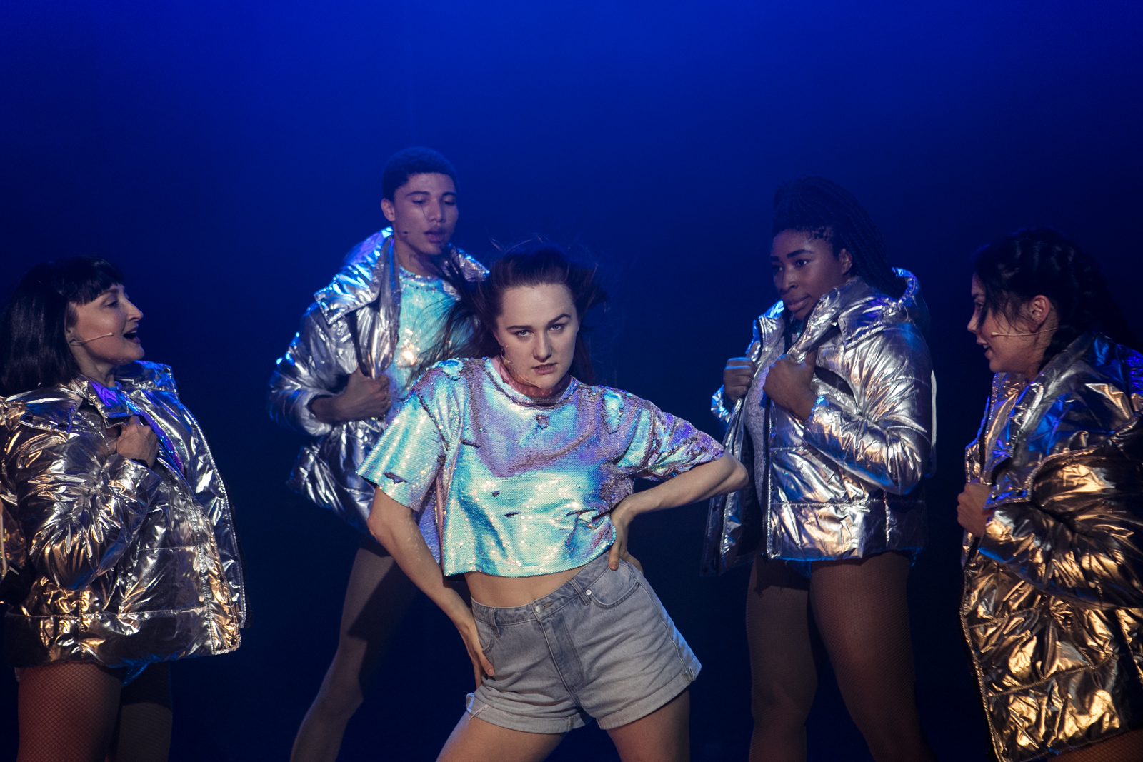 Fangirls (Review) | State of the Art Media