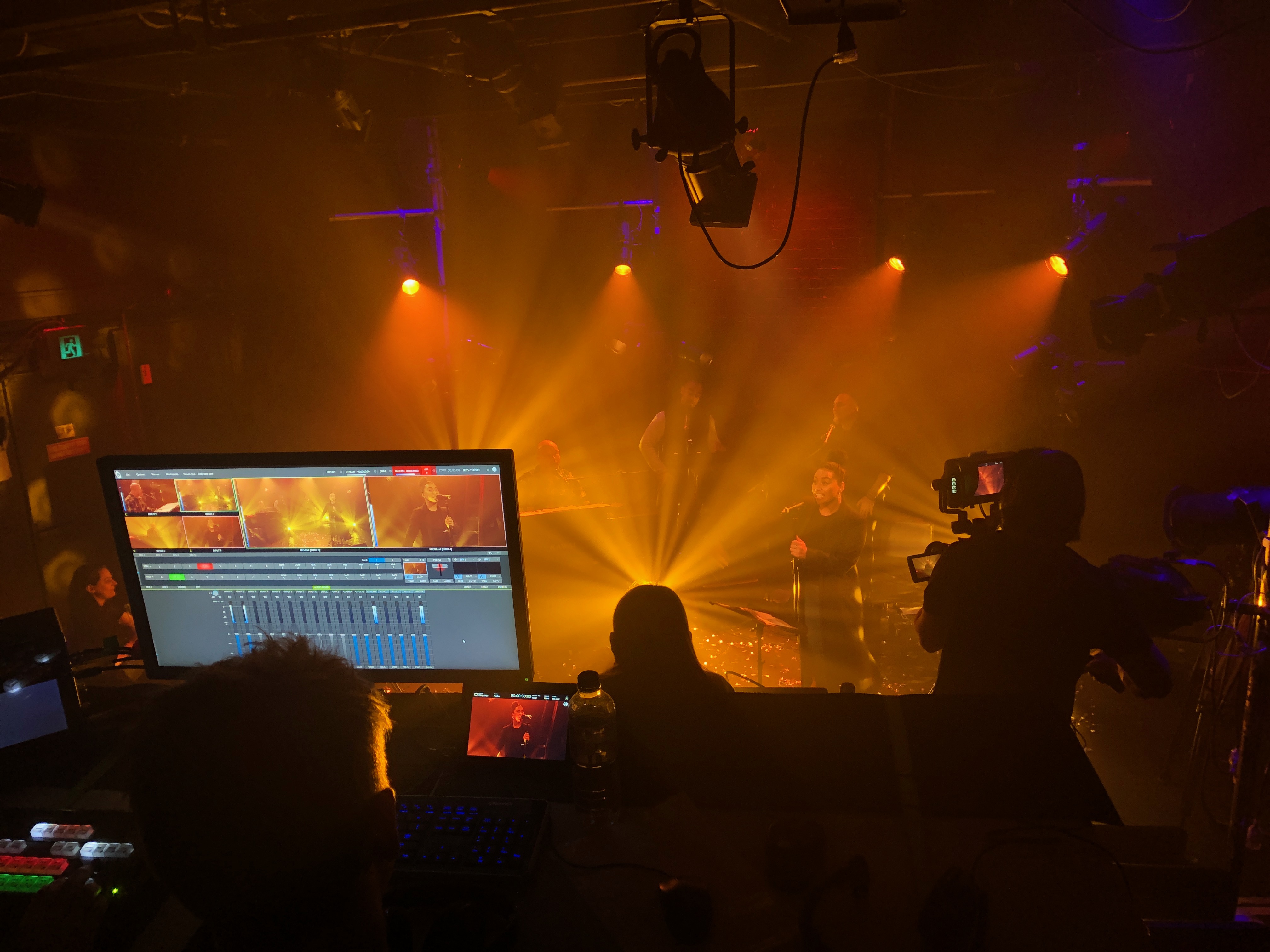 ‘At Last’: Elenoa Rokobaro Live in Concert (Review) | State of the Art ...