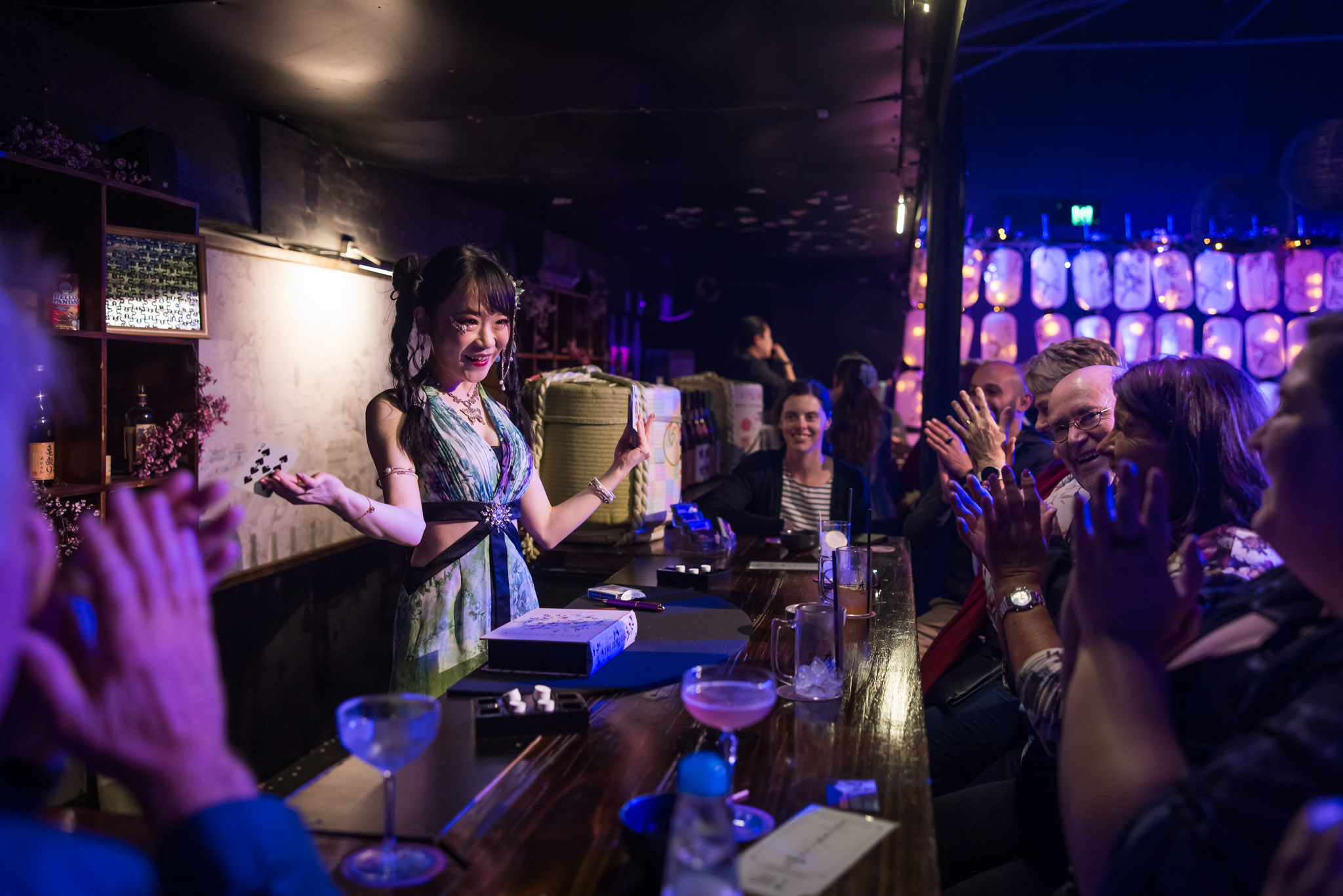 Review: Maho Magic Bar | State of the Art Media