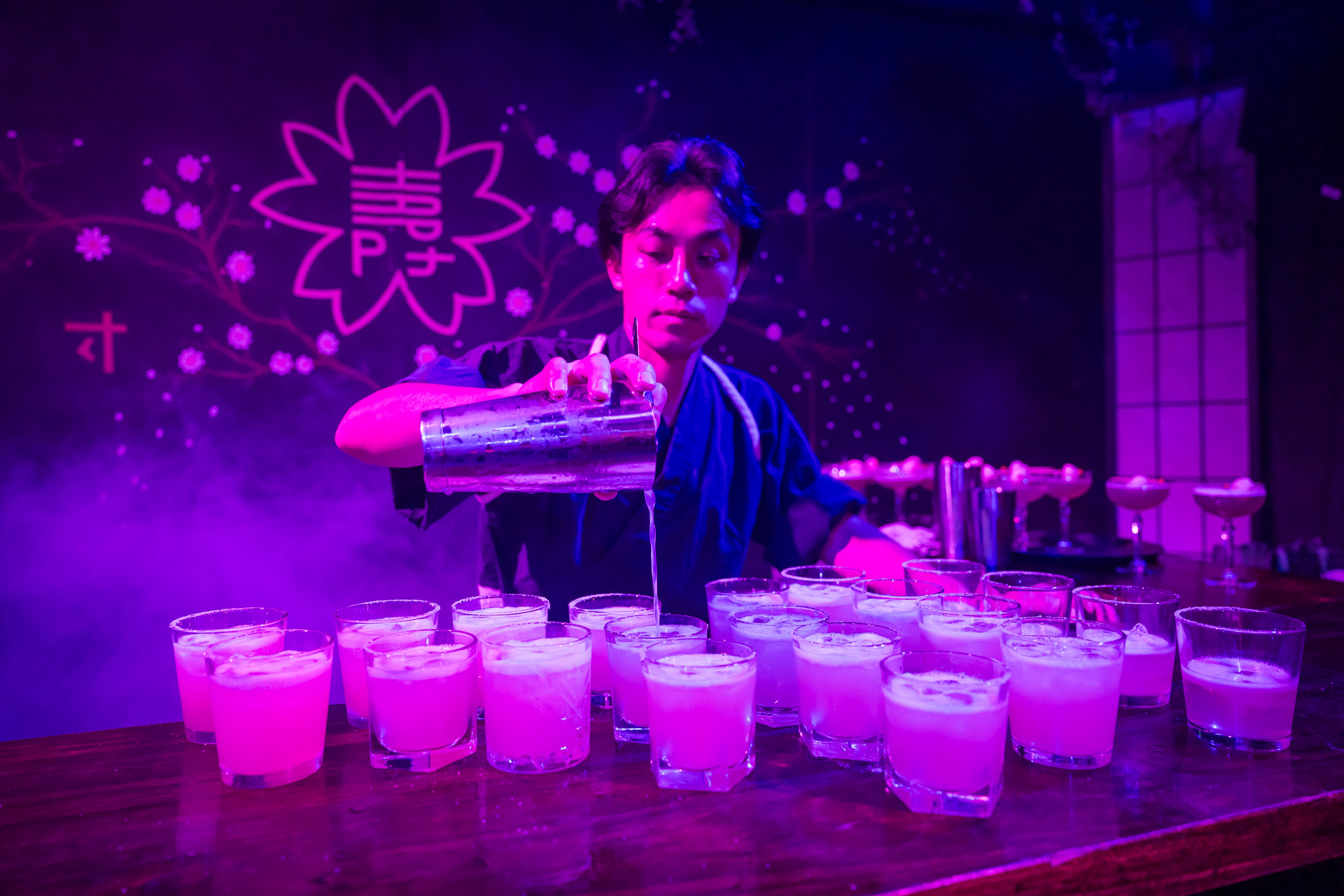 Review: Maho Magic Bar | State of the Art Media